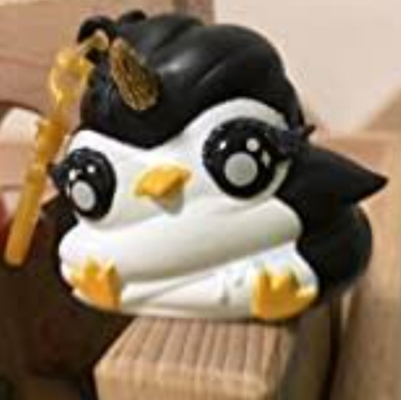 Toys | Bandai Poopsy Slime Surprise Vol 1sparkly Penguin Keychain W ...